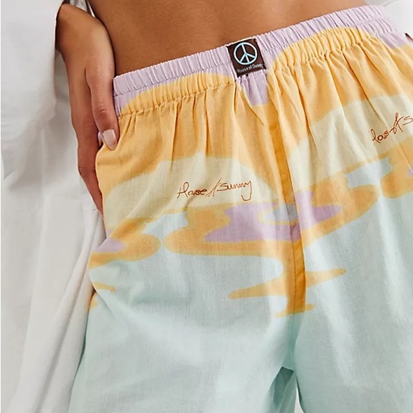 House of Sunny | Shorts | House Of Sunny Shorts Womens Size 4 Hawaiian ...